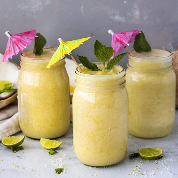 Easy 4-Ingredient 4 Ingredient Piña Coladas – Garlic Head