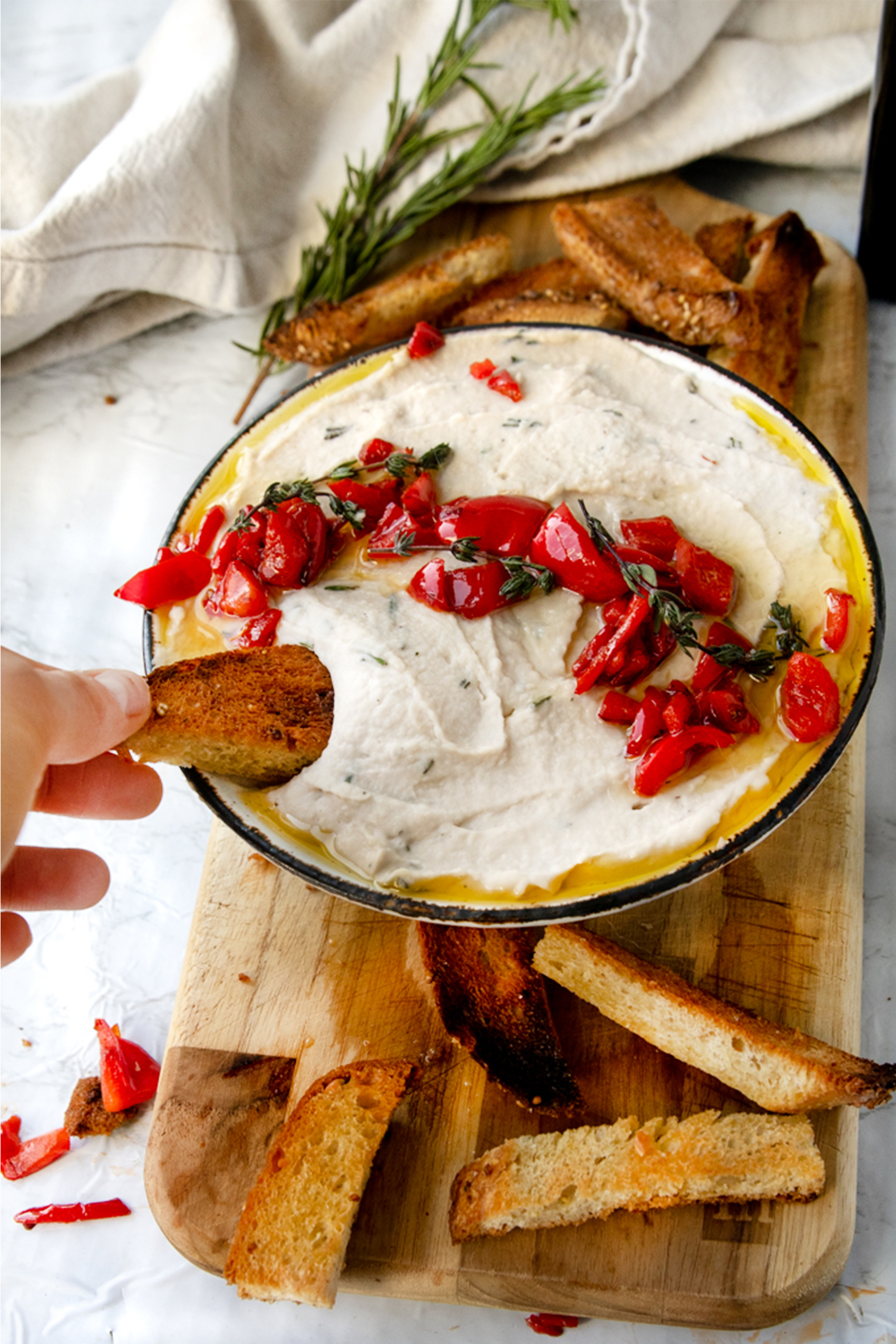 Roasted Garlic Rosemary White Bean Dip – Garlic Head