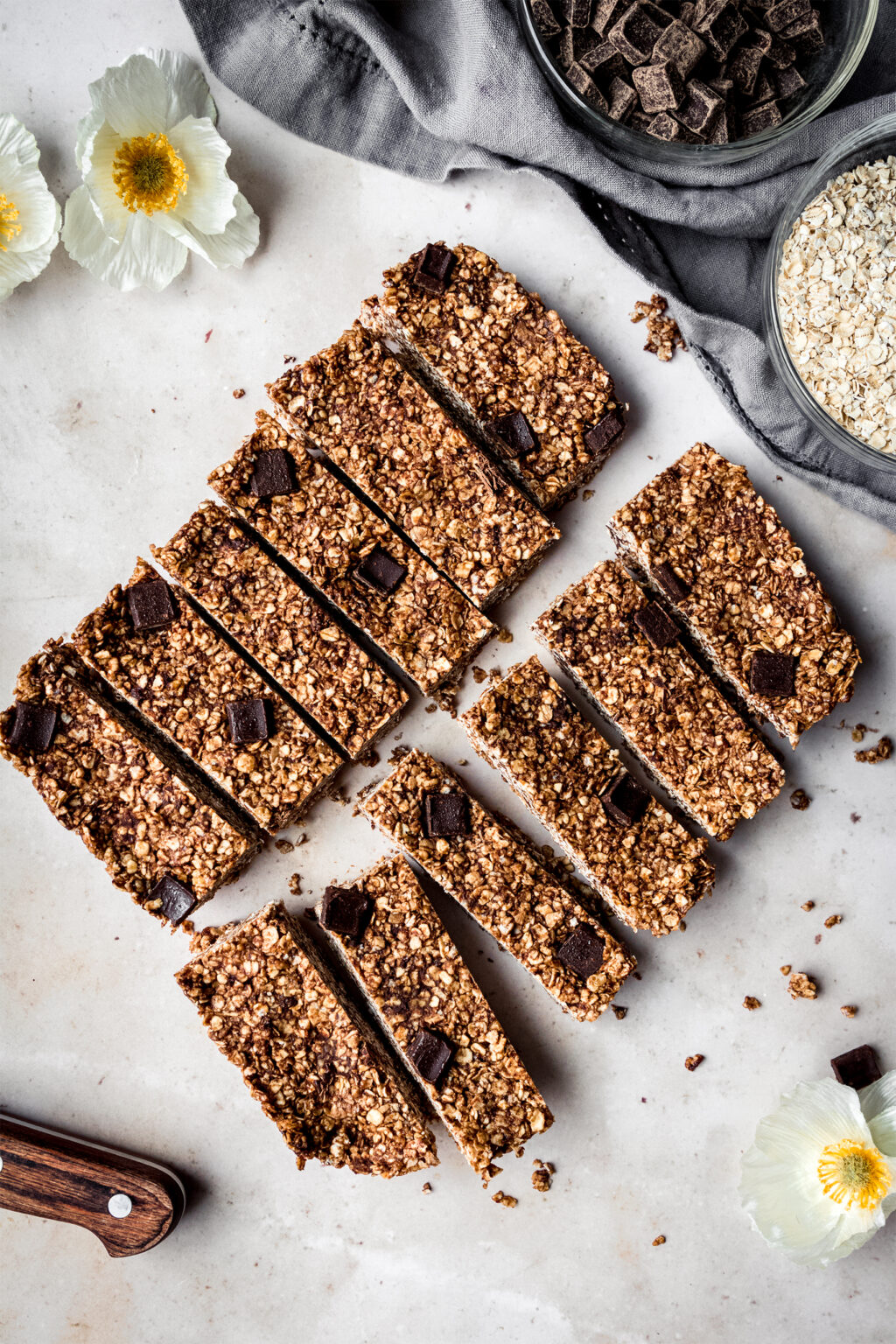 Quaker-Inspired Chocolate Chip Chewy Bars Recipe – Garlic Head