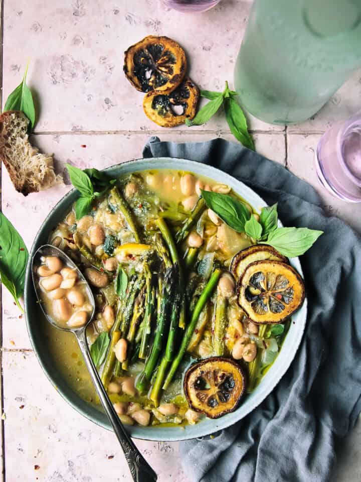 Braised White Beans with Garlic and Rosemary – Garlic Head